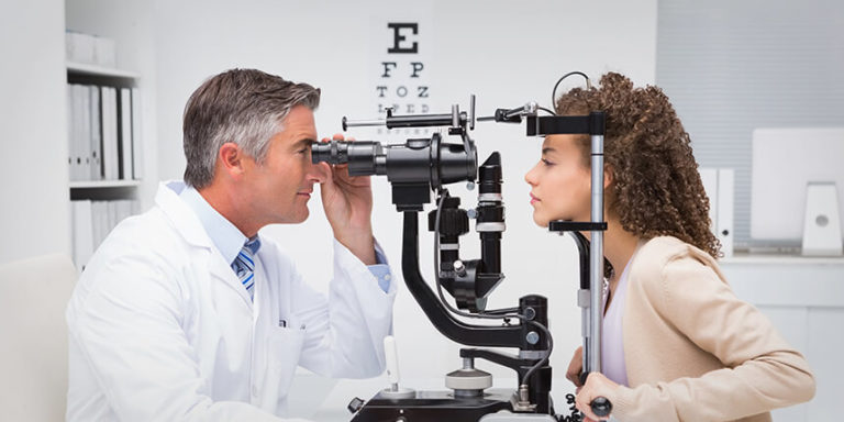 Optician in our Health Clinic – MedicPress